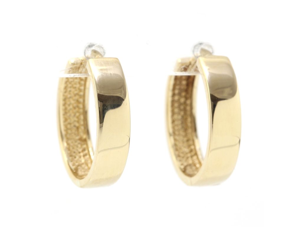 Korvarenkaat - Helsingin Pantin Huutokauppa